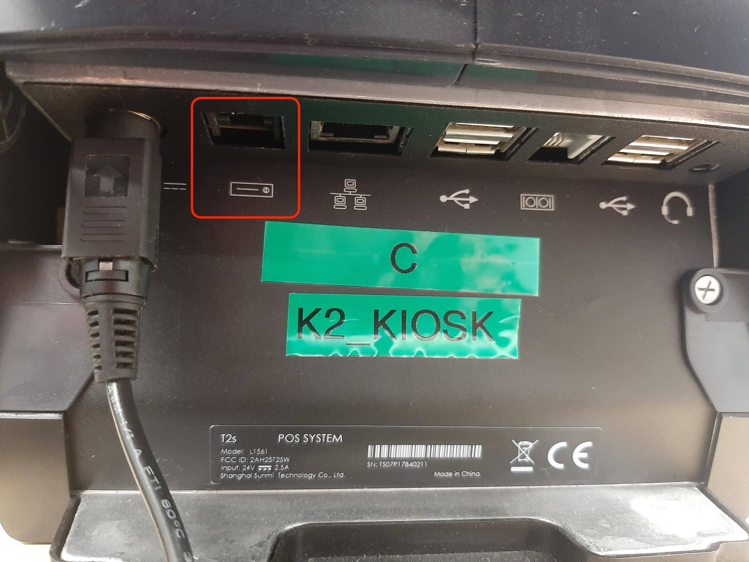 Attaching a cash drawer to your SPARK terminal